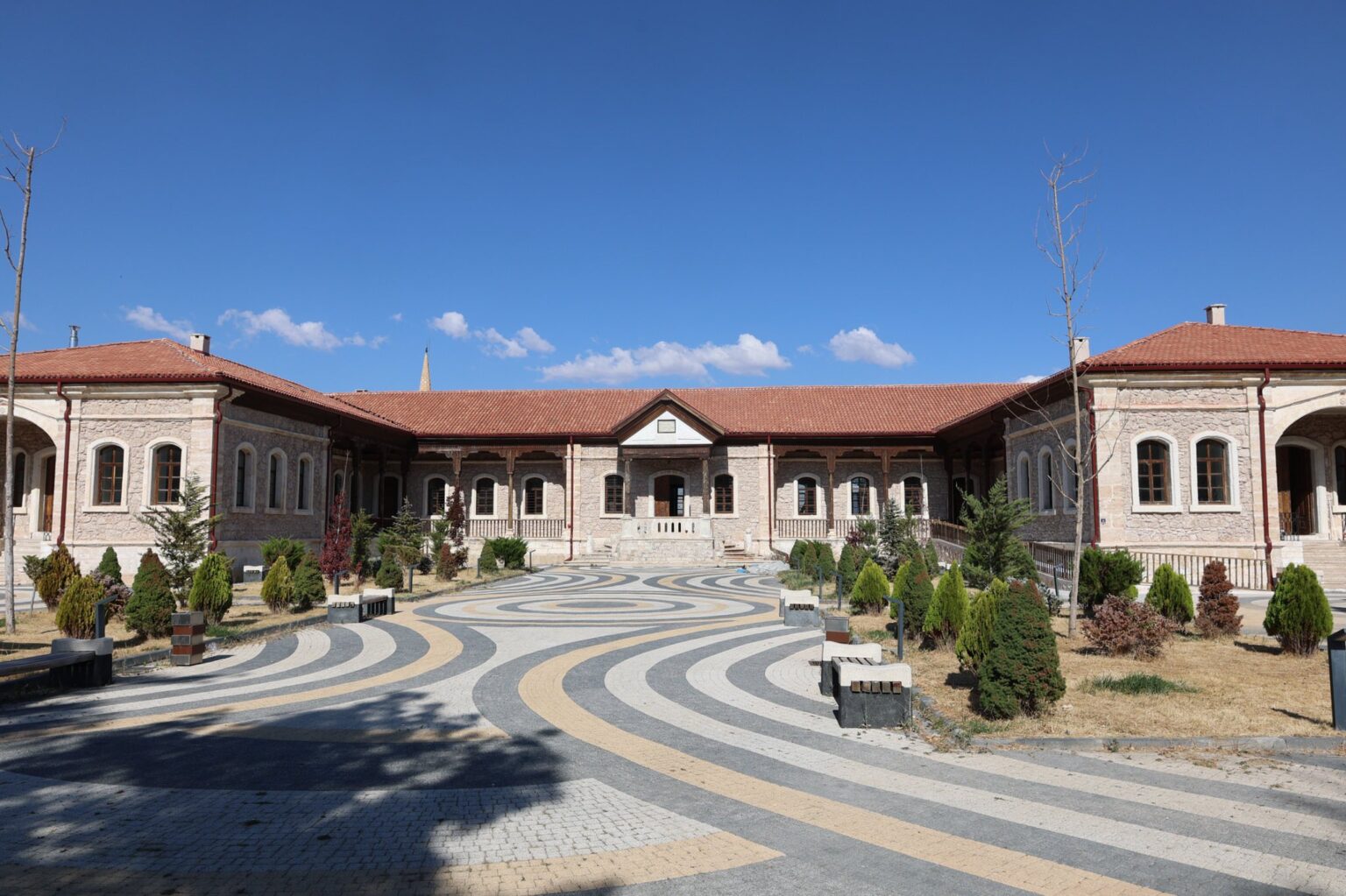 Vali Şimşek ve Güler, Sivas’ın Tarihi Mekanlarını İnceledi - Sivas ...